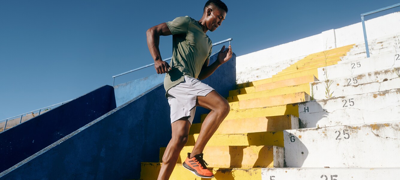 Articole sport bărbați - Vezi modele și prețuri - ABOUT YOU