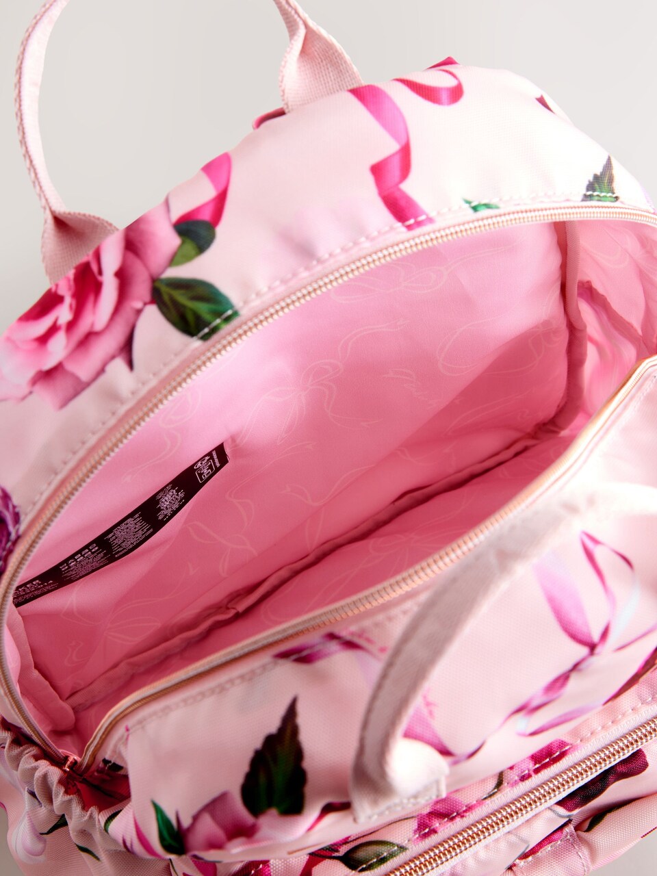 Baker by Ted Baker Mochila em Cor-De-Rosa, Rosa Escuro | ABOUT YOU
