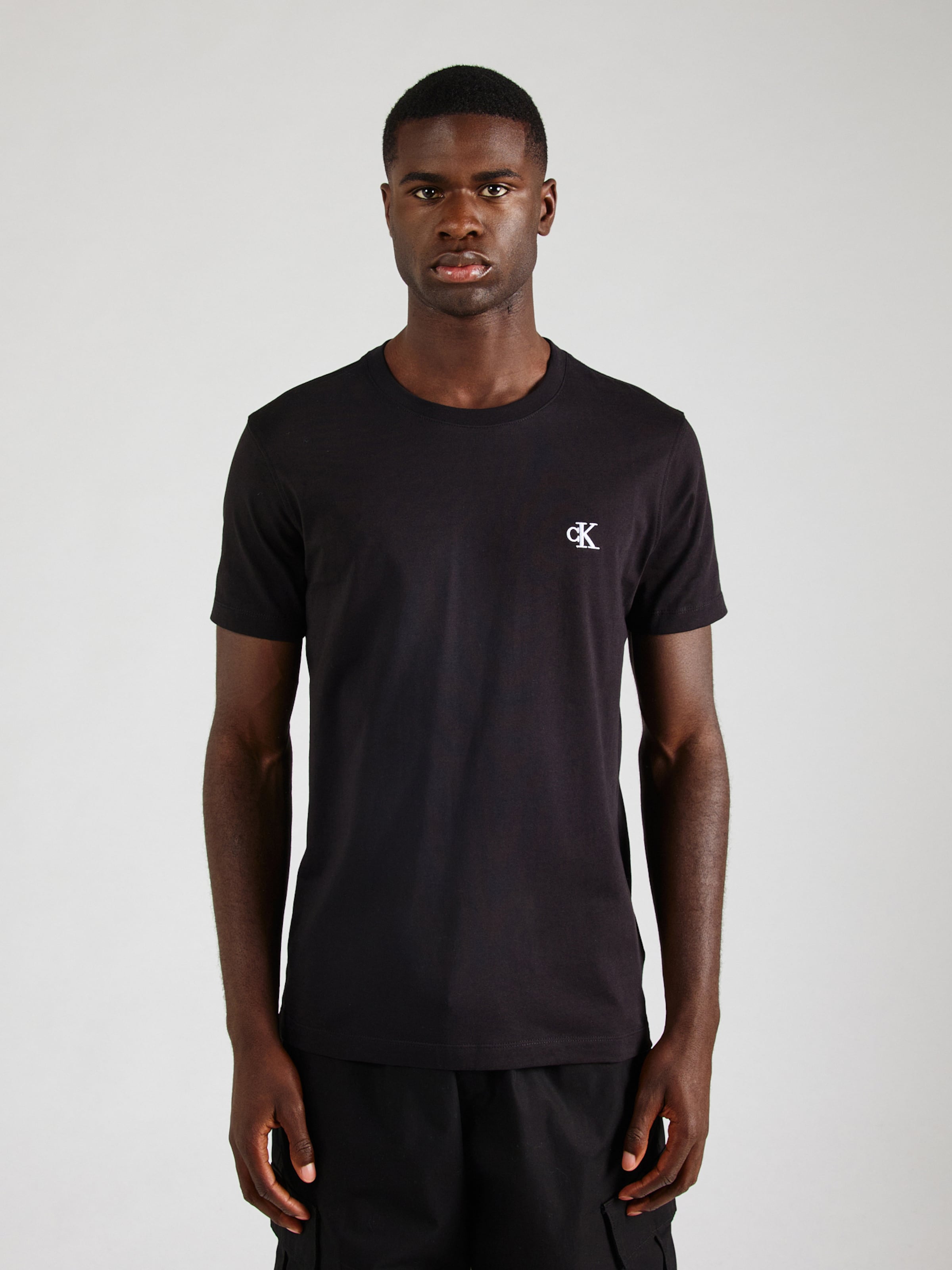 Calvin Klein Jeans Regular fit Shirt Essential in Black ABOUT YOU