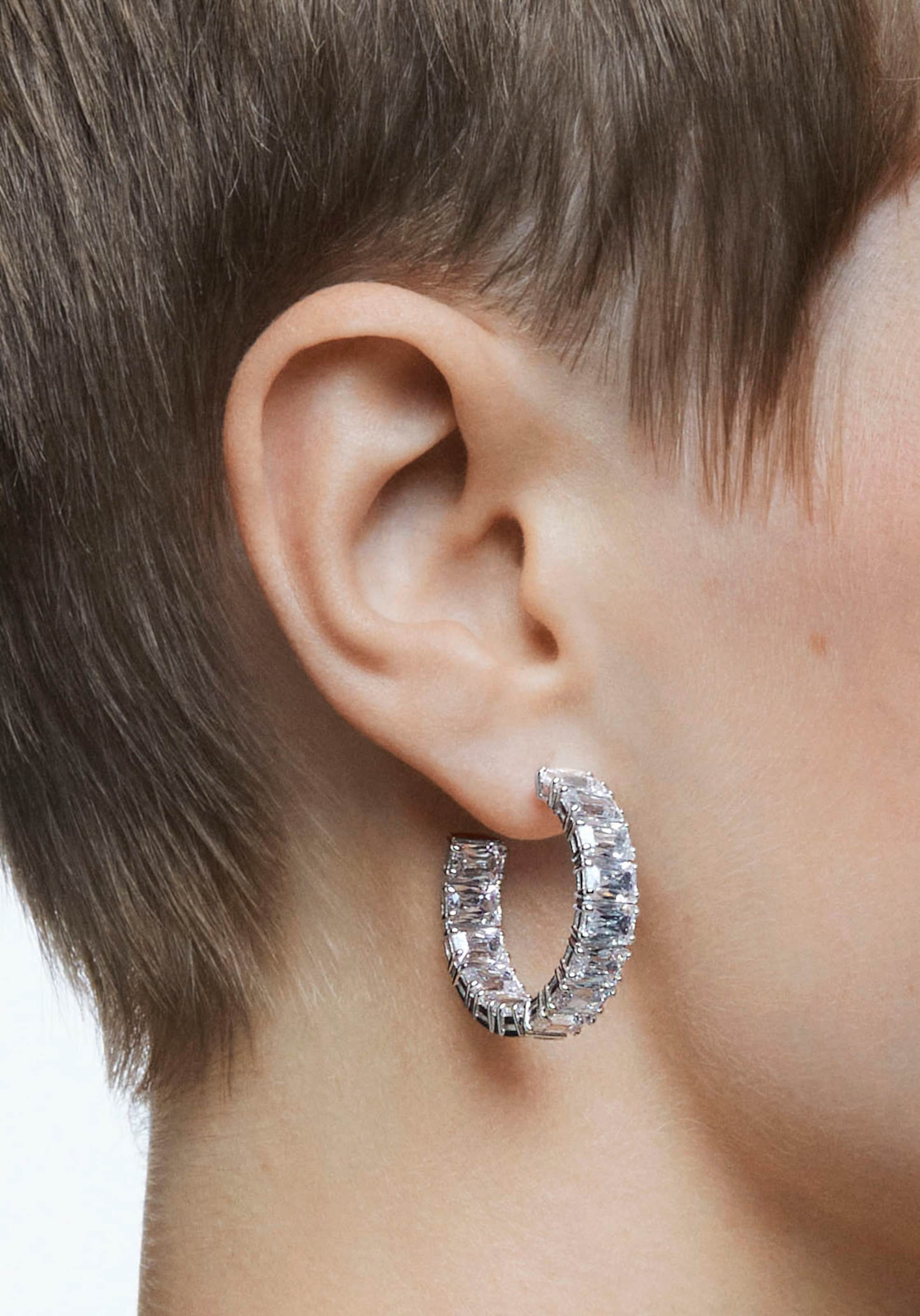 Swarovski circle earrings store