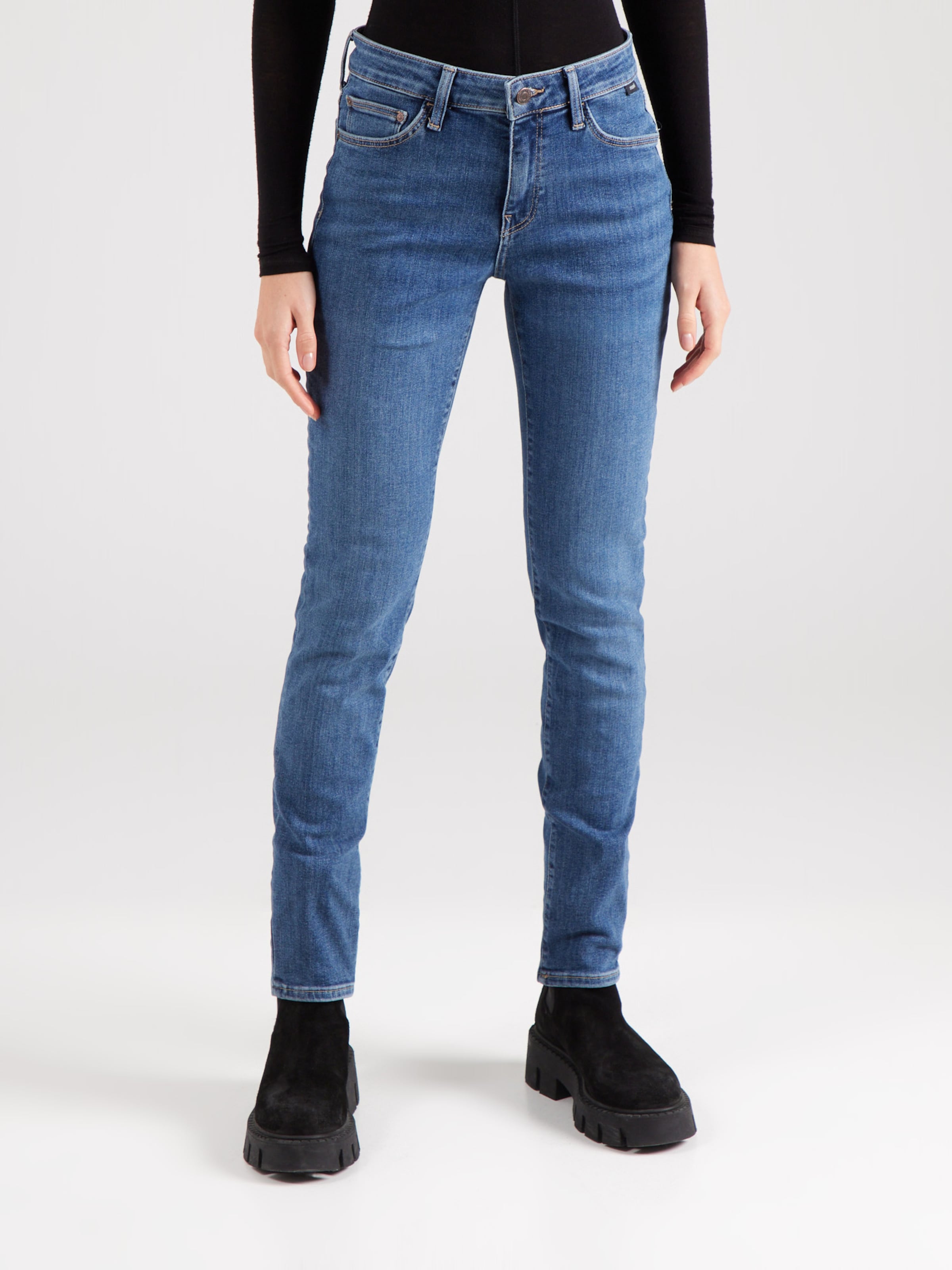 Women jeans online store