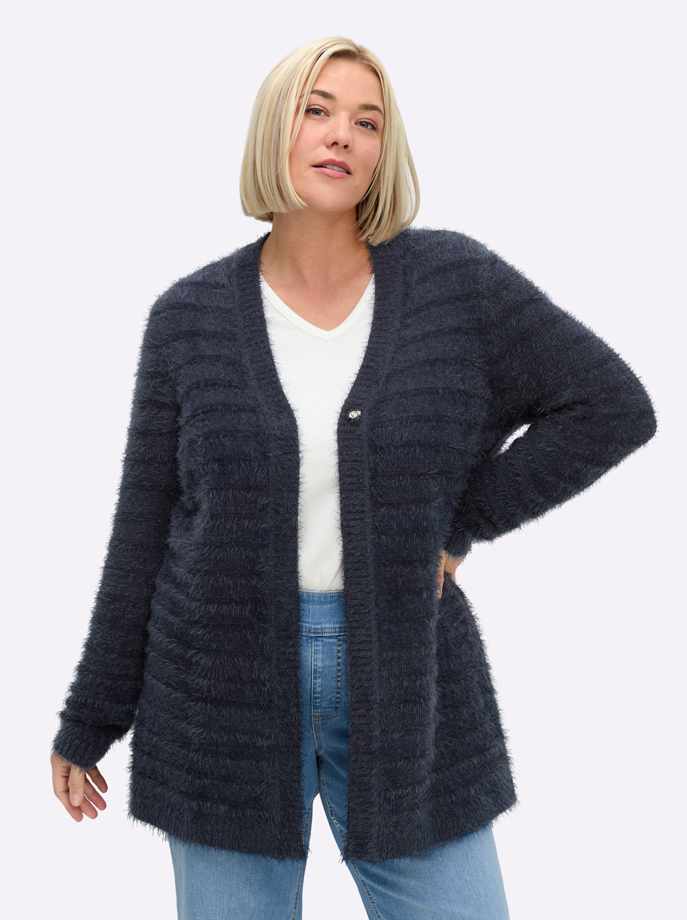 SHEEGO Strickjacke in Dunkelblau | ABOUT YOU