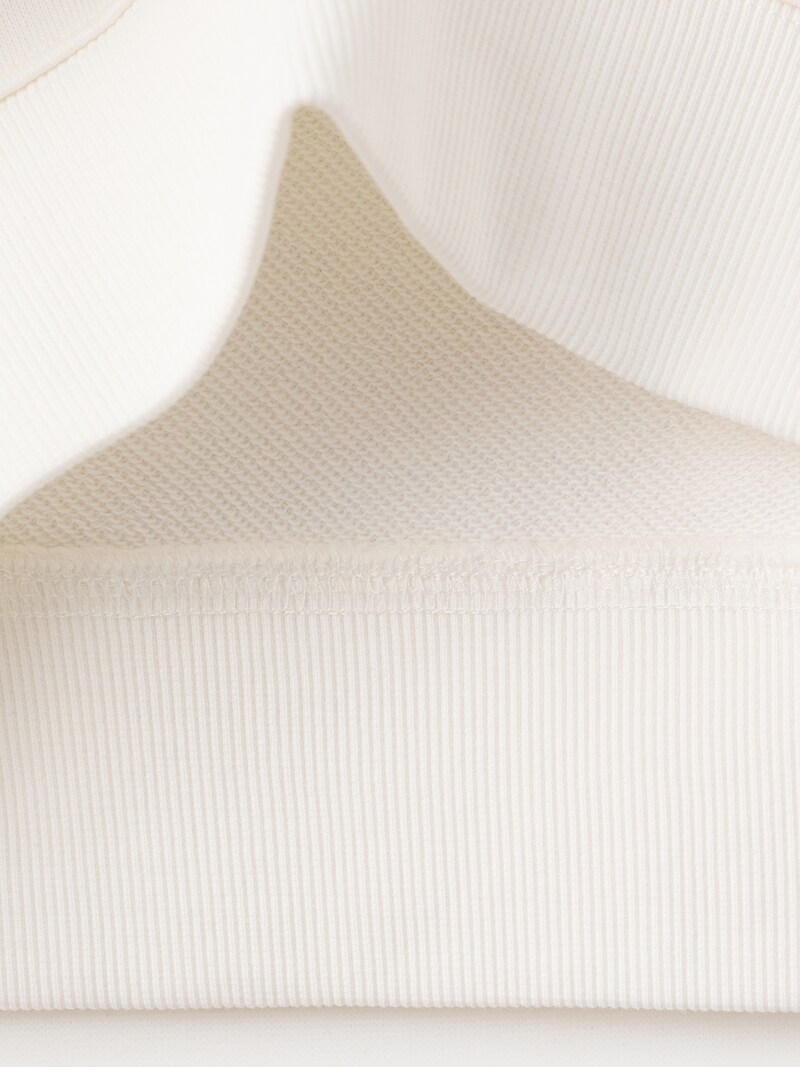 MANGO KIDS Mikina 'JOURNEY' vo farbe Šedobiela | ABOUT YOU