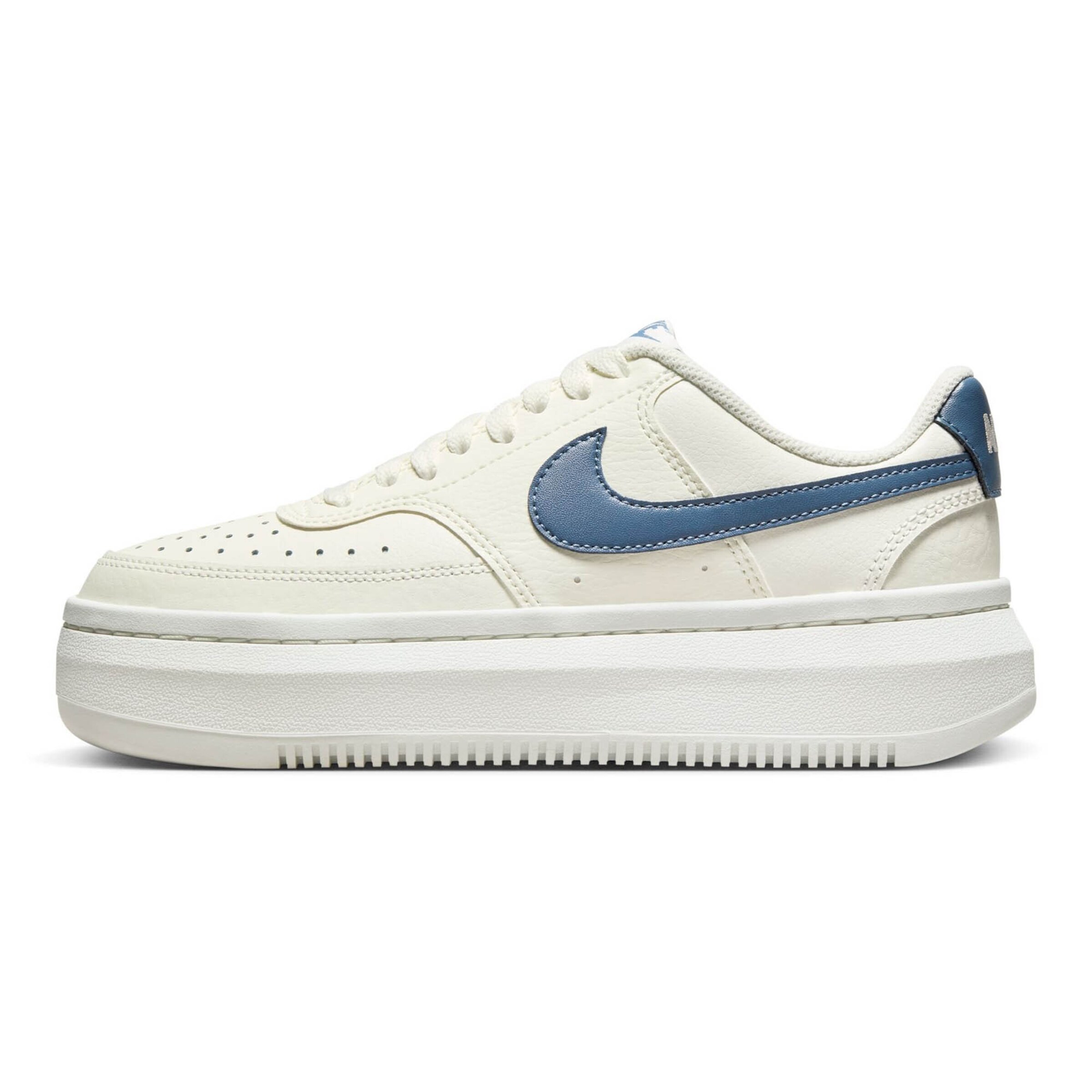 Nike Sportswear Sneaker 'Court Vision Altar' in Creme | ABOUT YOU