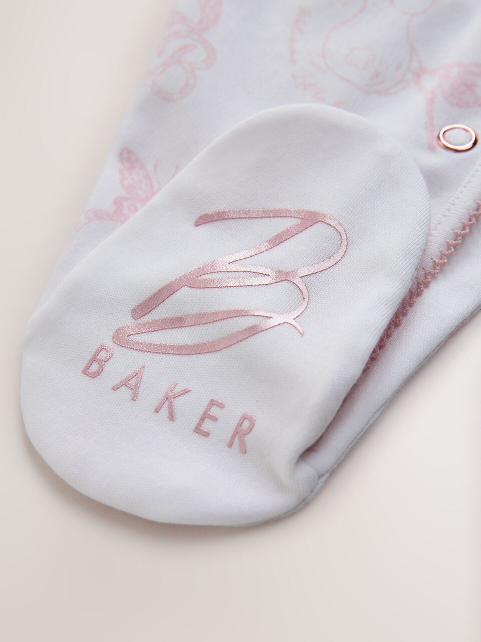 Baker by Ted Baker Nachtkledij in Rosa, Pitaja Roze, Wit | ABOUT YOU