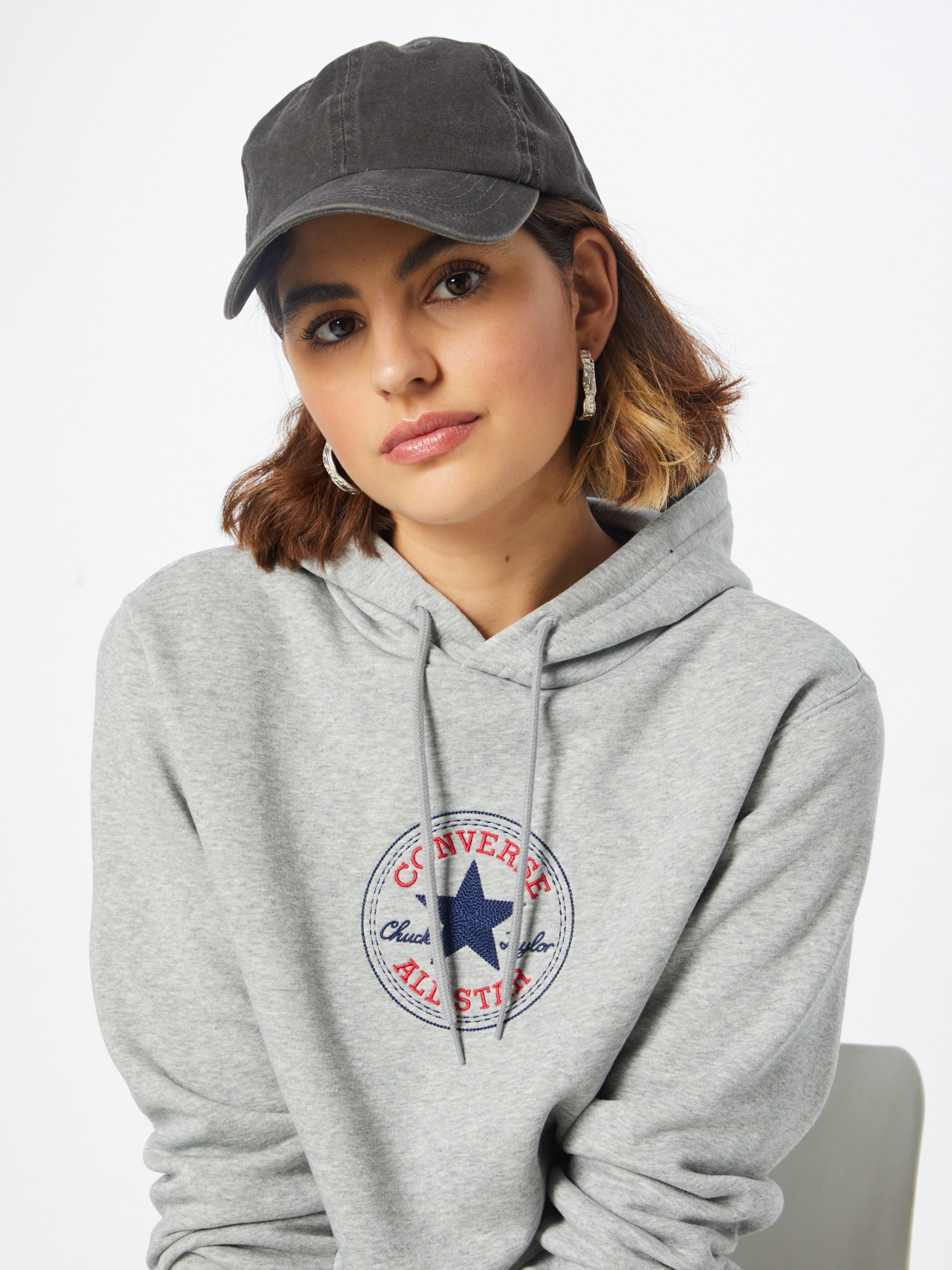 Converse grey sweatshirt store